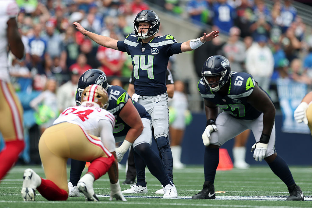 Seahawks Game Afterparty in Seattle: Get Discounted Admission – Deja Vu ...